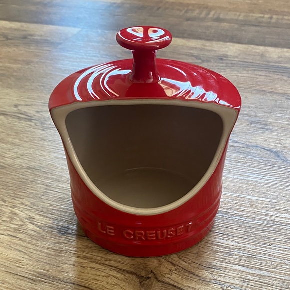Le Creuset | Kitchen | Le Creuset Salt Crock | Poshmark